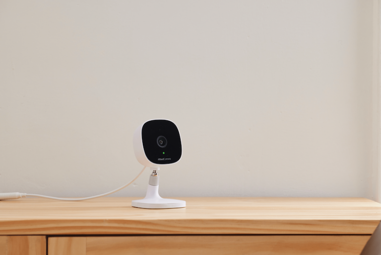 Unboxing AlfredCam Plus: Advanced Outdoor Security Made Budget Friendly ...