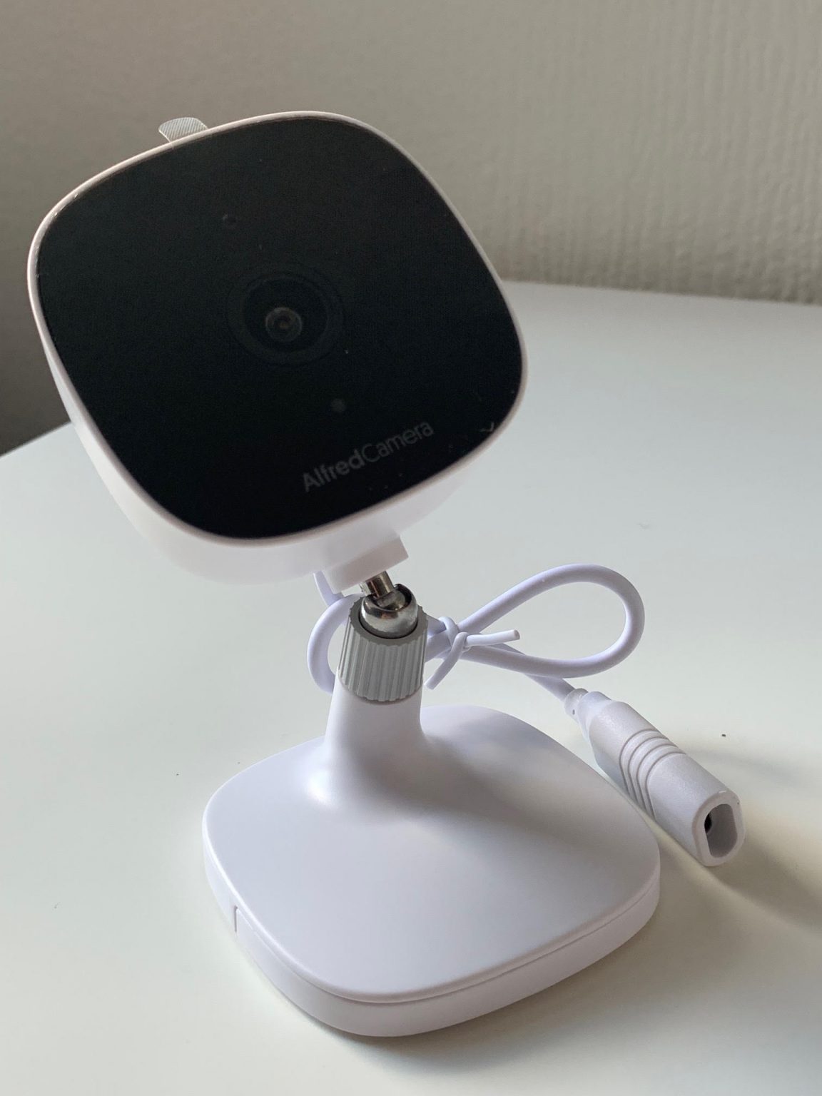 Unboxing AlfredCam Plus: Advanced Outdoor Security Made Budget Friendly ...