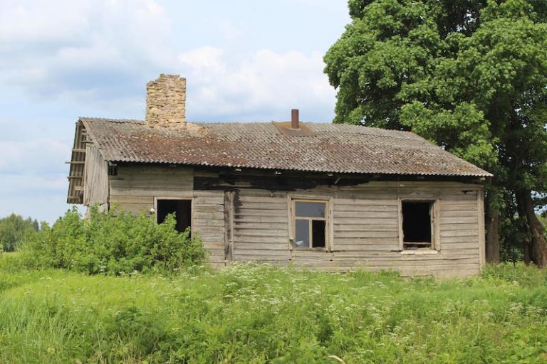 Secure Vacant Property in 10 Steps: How to Prepare a House for Vacancy ...